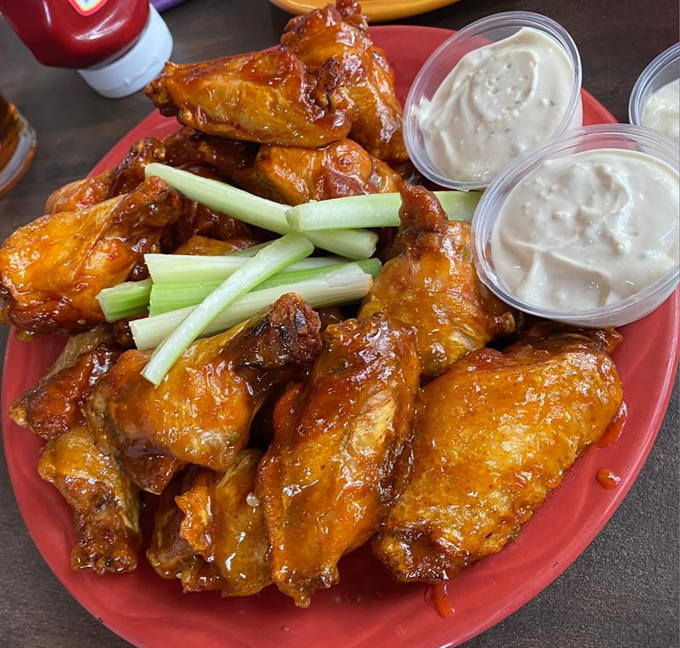 Where the Locals Go: Brody's Bar & Grill - Explore Beaufort SC